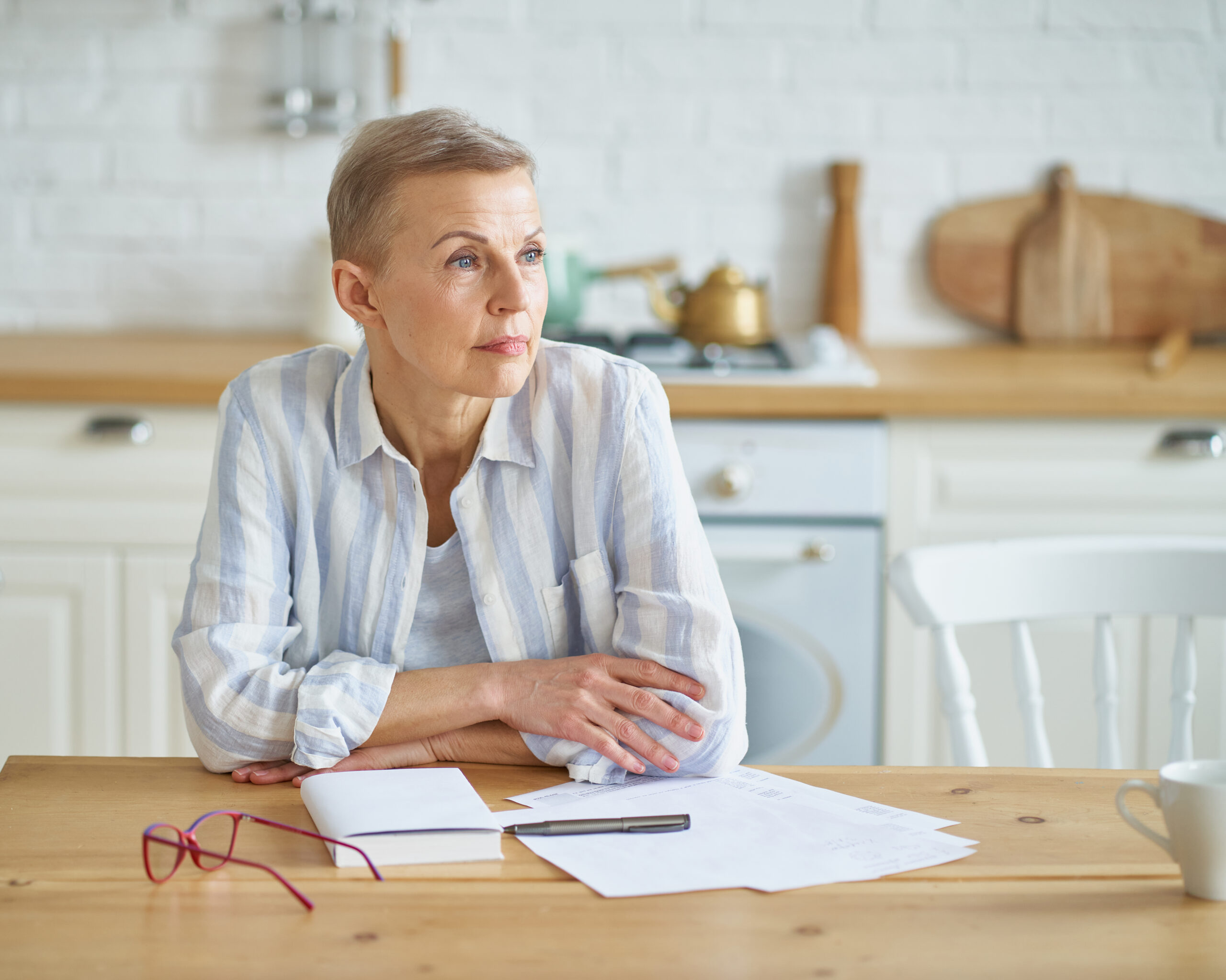 Navigating Divorce After Decades: A Guide for Empty Nesters in ...